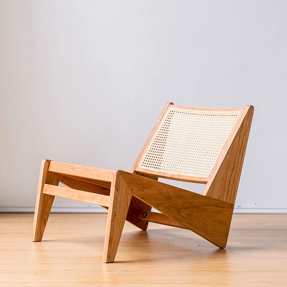 Stylish wooden chair store